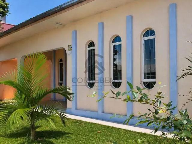 Casa / Sobrado para Venda em Tubarão/SC Centro 3 Quartos