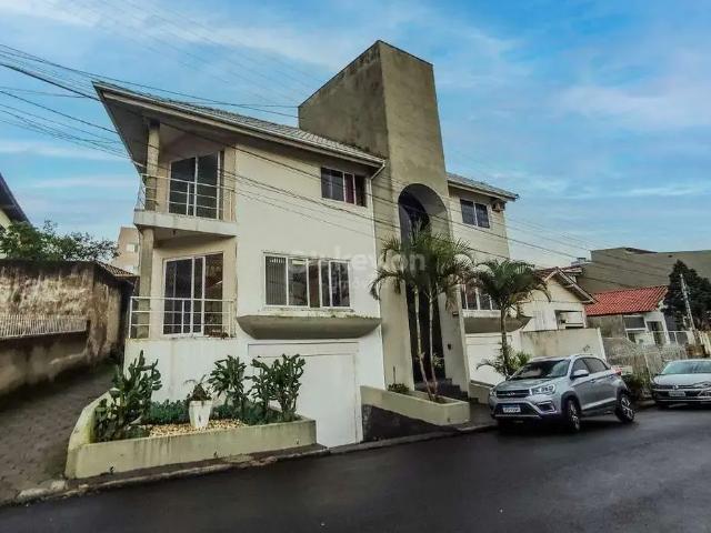 Casa / Sobrado para Venda em Tubarão/SC Centro 3 Quartos