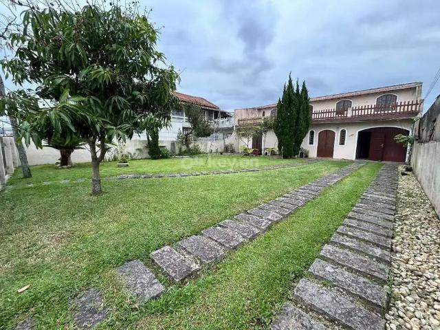Casa / Sobrado para Venda em Tubarão/SC Centro 4 Quartos