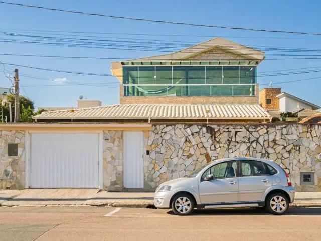 Casa / Sobrado para Venda em Tubarão/SC Dehon 4 Quartos