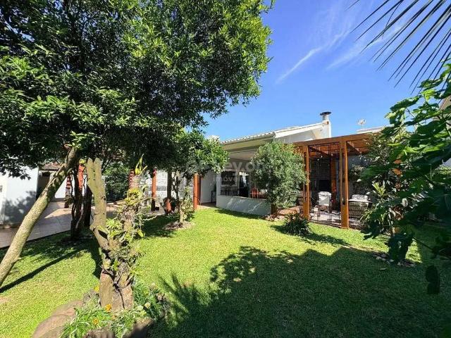 Casa / Sobrado para Venda em Tubarão/SC Dehon 6 Quartos
