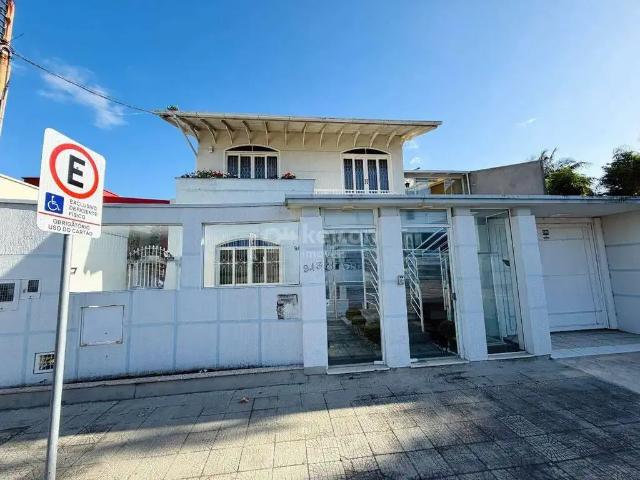 Casa / Sobrado para Venda em Tubarão/SC Humaitá 5 Quartos