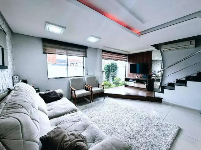 Casa / Sobrado para Venda em Tubarão/SC Humaitá 3 Quartos