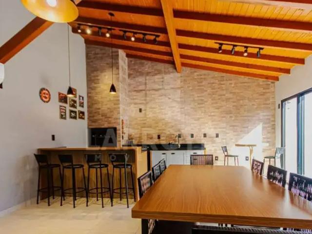 Casa / Sobrado para Venda em Tubarão/SC Humaitá 3 Quartos