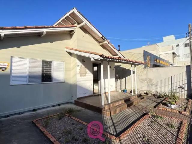 Casa / Sobrado para Venda em Tubarão/SC Oficinas 3 Quartos