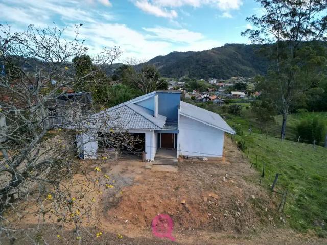 Casa / Sobrado para Venda em Tubarão/SC São João Margem Esquerda 2 Quartos