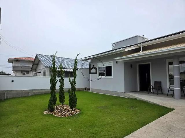 Casa / Sobrado para Venda em Tubarão/SC São João Margem Esquerda 2 Quartos