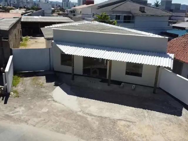 Casa / Sobrado para Venda em Tubarão/SC Passo do Gado 1 Quartos