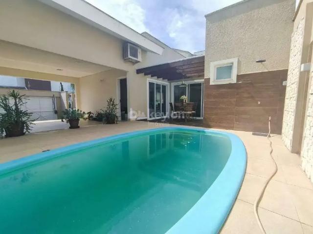 Casa / Sobrado para Venda em Tubarão/SC Vila Esperança 3 Quartos