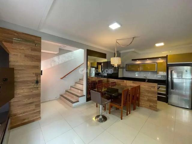 Casa / Sobrado para Venda em Tubarão/SC Vila Moema 3 Quartos