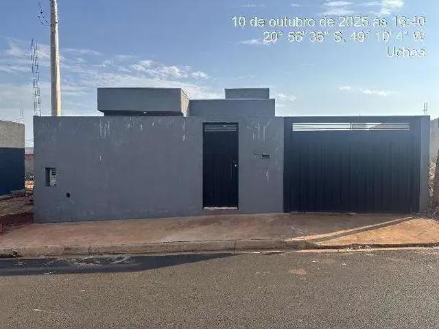 Casa / Sobrado para Venda em Uchoa/SP Olhos D'Água