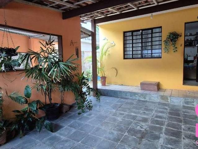 Casa / Sobrado para Venda em Ubatuba/SP Centro 2 Quartos