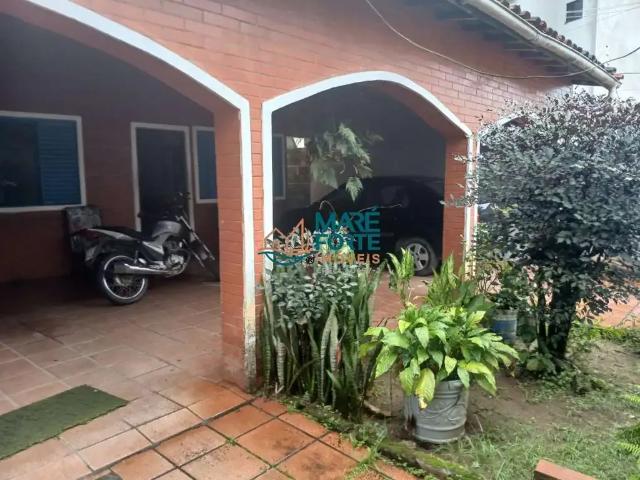 Casa / Sobrado para Venda em Ubatuba/SP Centro 2 Quartos