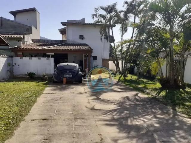 Casa / Sobrado para Venda em Ubatuba/SP Centro 3 Quartos
