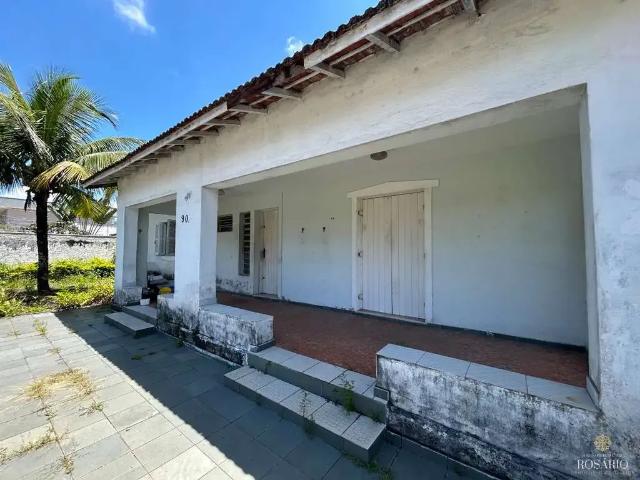 Casa / Sobrado para Venda em Ubatuba/SP Centro 3 Quartos