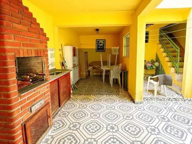 Casa / Sobrado para Venda em Ubatuba/SP Centro 3 Quartos