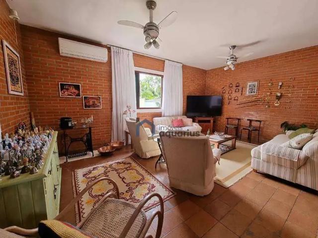 Casa / Sobrado para Venda em Ubatuba/SP Centro 3 Quartos