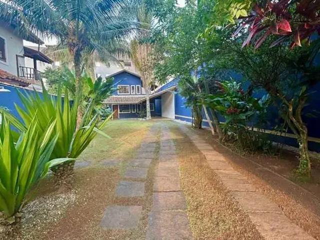 Casa / Sobrado para Venda em Ubatuba/SP Centro 3 Quartos