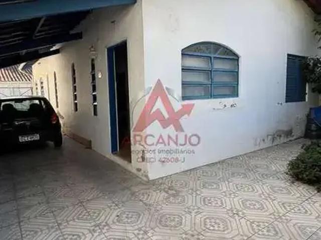 Casa / Sobrado para Venda em Ubatuba/SP Centro 3 Quartos