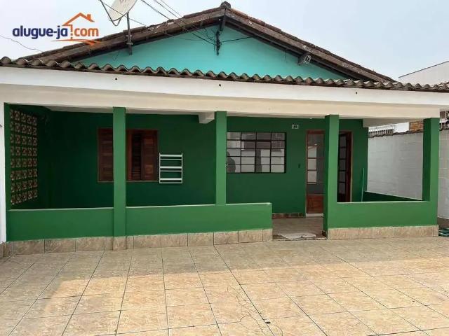 Casa / Sobrado para Venda em Ubatuba/SP Centro 3 Quartos