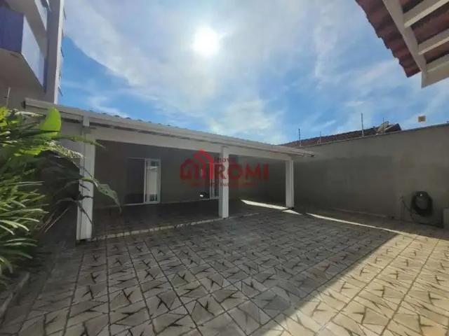 Casa / Sobrado para Venda em Ubatuba/SP Centro 4 Quartos