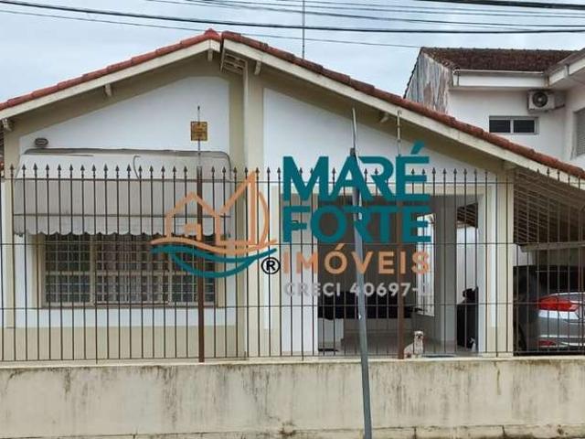 Casa / Sobrado para Venda em Ubatuba/SP Centro 4 Quartos