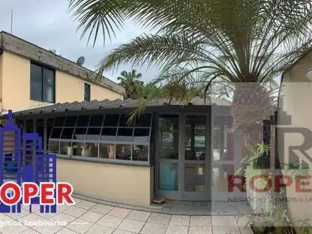 Casa / Sobrado para Venda em Ubatuba/SP Centro 5 Quartos