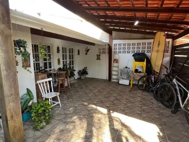 Casa / Sobrado para Venda em Ubatuba/SP Acaraú 3 Quartos