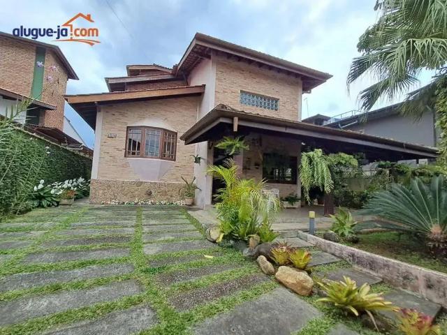 Casa / Sobrado para Venda em Ubatuba/SP Acaraú 4 Quartos