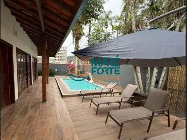 Casa / Sobrado para Venda em Ubatuba/SP Acaraú 5 Quartos