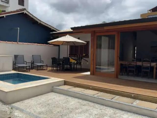 Casa / Sobrado para Venda em Ubatuba/SP Barra da Lagoa 3 Quartos
