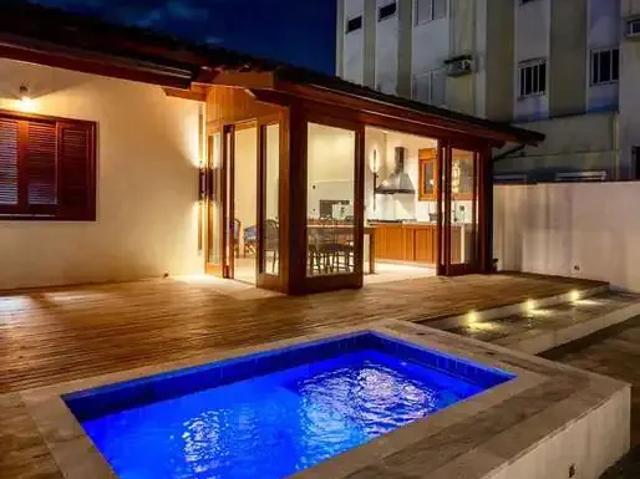 Casa / Sobrado para Venda em Ubatuba/SP Barra da Lagoa 3 Quartos