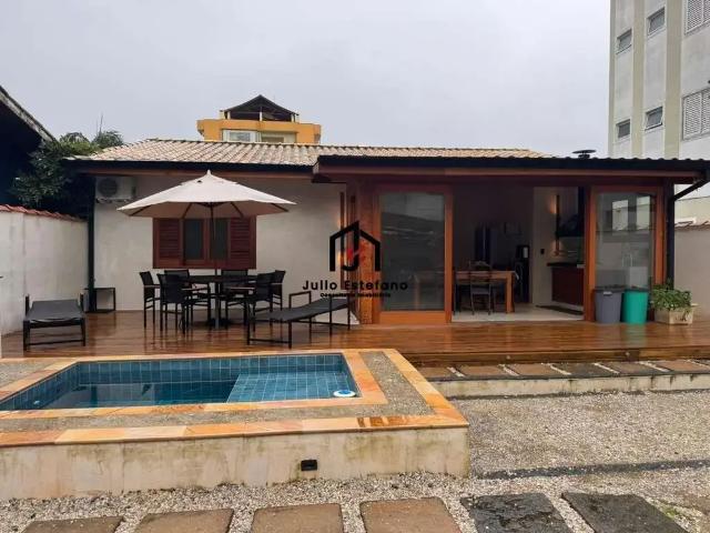 Casa / Sobrado para Venda em Ubatuba/SP Barra da Lagoa 3 Quartos