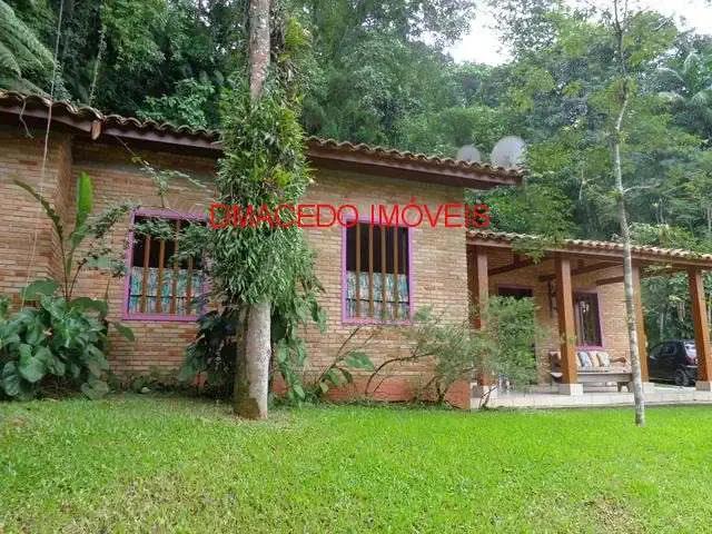 Casa / Sobrado para Venda em Ubatuba/SP Domingas Dias 5 Quartos