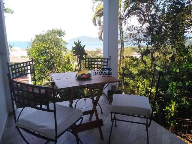 Casa / Sobrado para Venda em Ubatuba/SP Enseada 4 Quartos