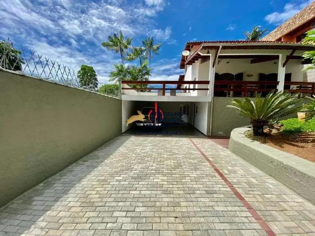Casa / Sobrado para Venda em Ubatuba/SP Enseada 4 Quartos