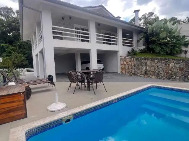 Casa / Sobrado para Venda em Ubatuba/SP Enseada 4 Quartos
