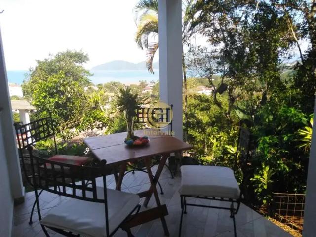Casa / Sobrado para Venda em Ubatuba/SP Enseada 5 Quartos