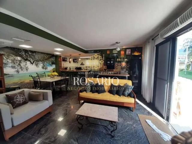 Casa / Sobrado para Venda em Ubatuba/SP Enseada 5 Quartos
