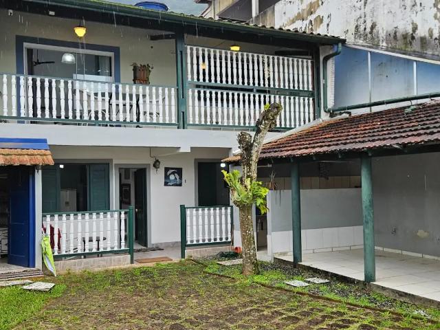 Casa / Sobrado para Venda em Ubatuba/SP Enseada 5 Quartos