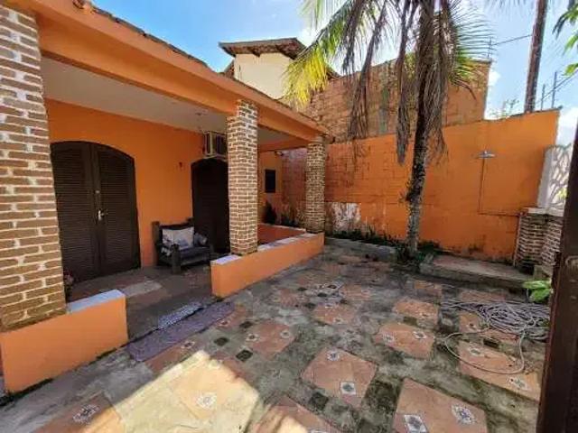 Casa / Sobrado para Venda em Ubatuba/SP Enseada 6 Quartos