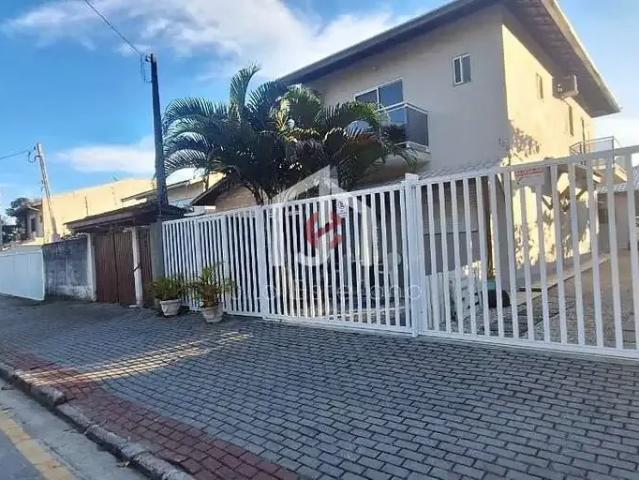 Casa / Sobrado para Venda em Ubatuba/SP Enseada 6 Quartos