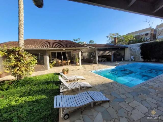 Casa / Sobrado para Venda em Ubatuba/SP Enseada 8 Quartos