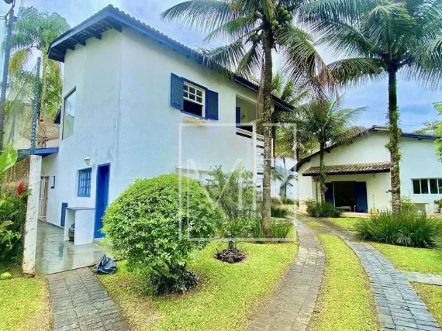 Casa / Sobrado para Venda em Ubatuba/SP Enseada 8 Quartos