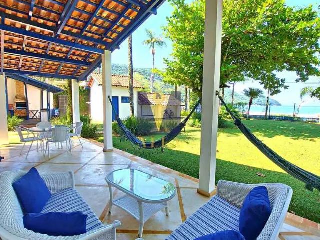 Casa / Sobrado para Venda em Ubatuba/SP Enseada 8 Quartos