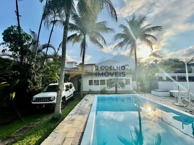 Casa / Sobrado para Venda em Ubatuba/SP Enseada 3 Quartos