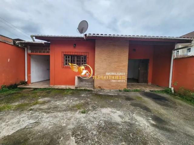 Casa / Sobrado para Venda em Ubatuba/SP Estufa I 3 Quartos
