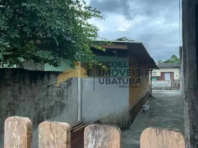 Casa / Sobrado para Venda em Ubatuba/SP Estufa II 4 Quartos