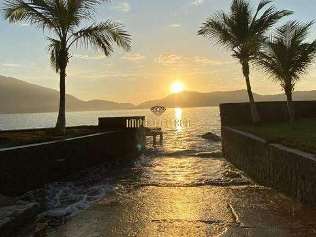 Casa / Sobrado para Venda em Ubatuba/SP Estufa II 4 Quartos