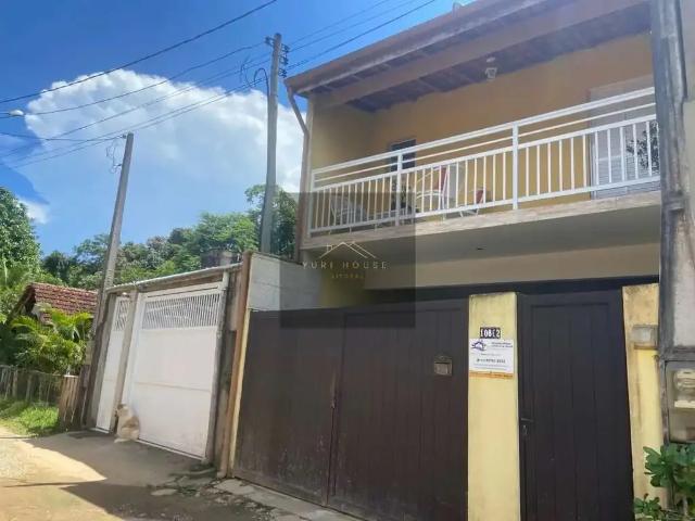Casa / Sobrado para Venda em Ubatuba/SP Folha Seca 3 Quartos